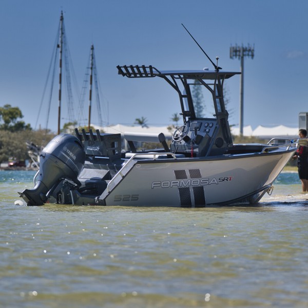 525 Centre Console - Formosa Boats | New & Used For Sale